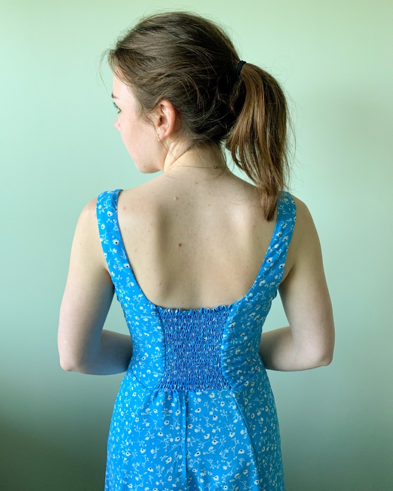 DIY Shirred back – Kim/Anna dress – Kate Eva