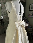 Making my wedding dress – part 5: The bow journey & accessories – Kate Eva